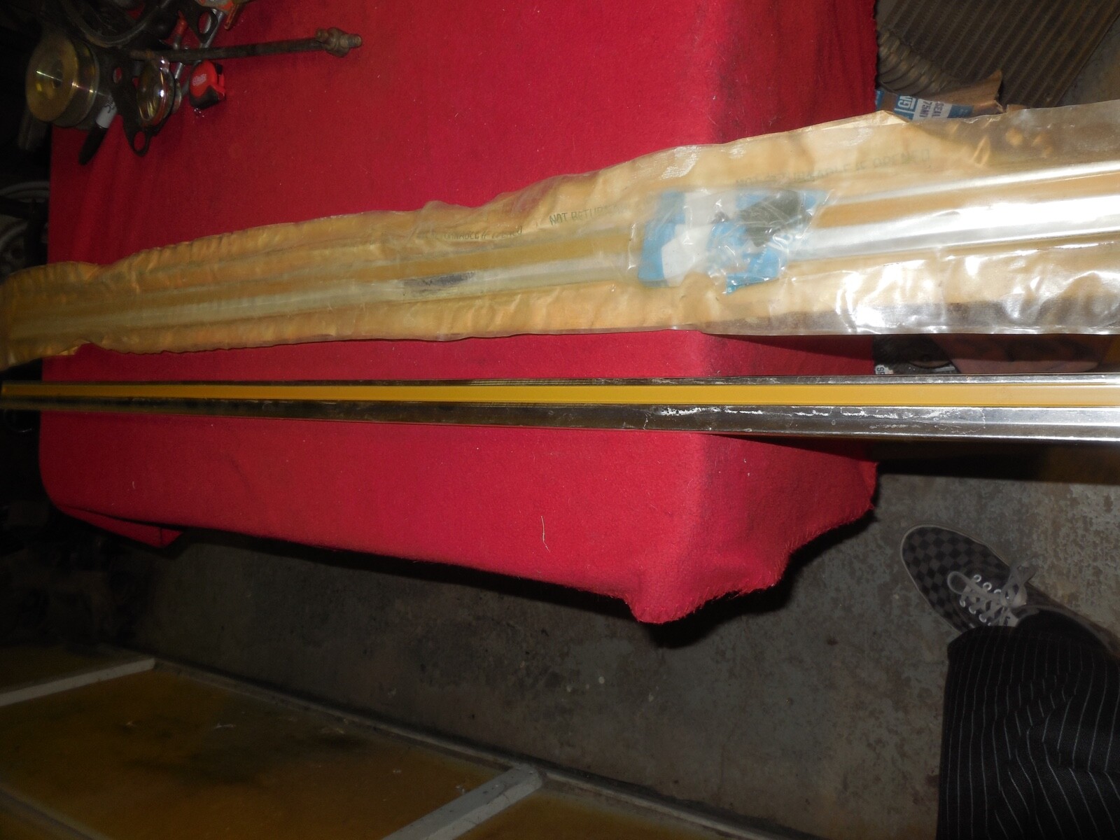 NOS 1977 Chevrolet C10-C30 K10-K30 Blazer Silverado lower front door ...