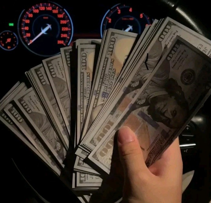 Movie Prop Fake Bills Replica Money QTY 100 10K Music Prank Joke | eBay