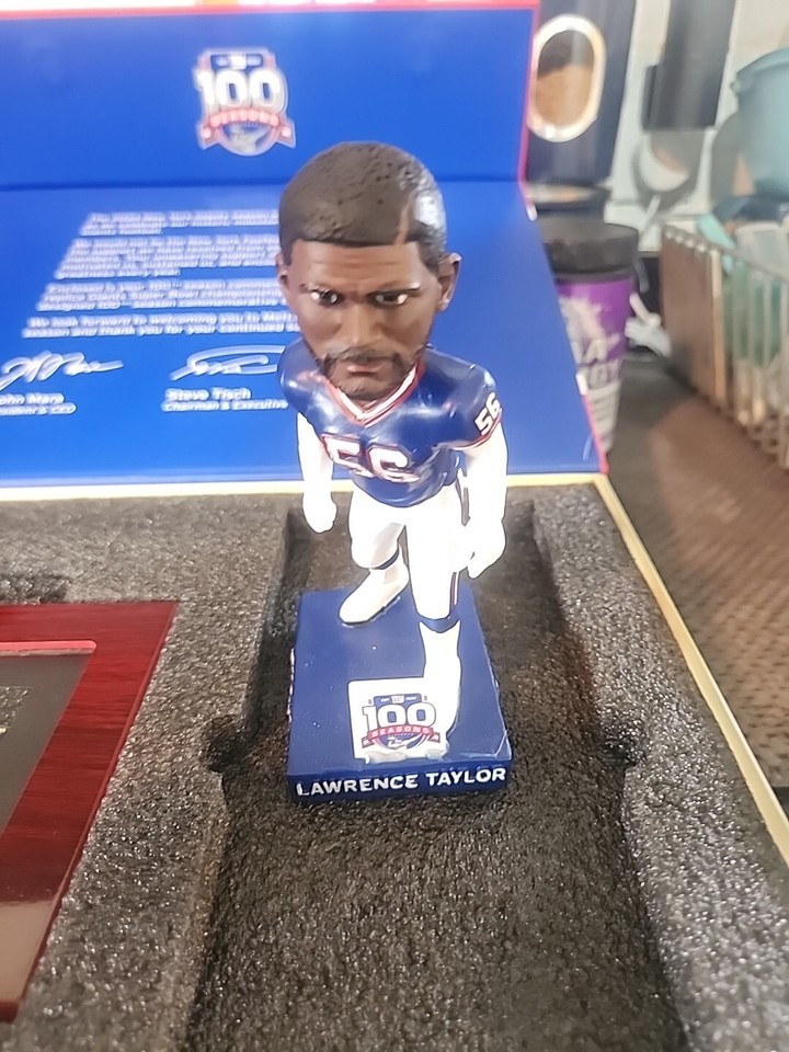 New York Giants. Replica Super Bowl Rings and Lawrence Taylor Figure | eBay