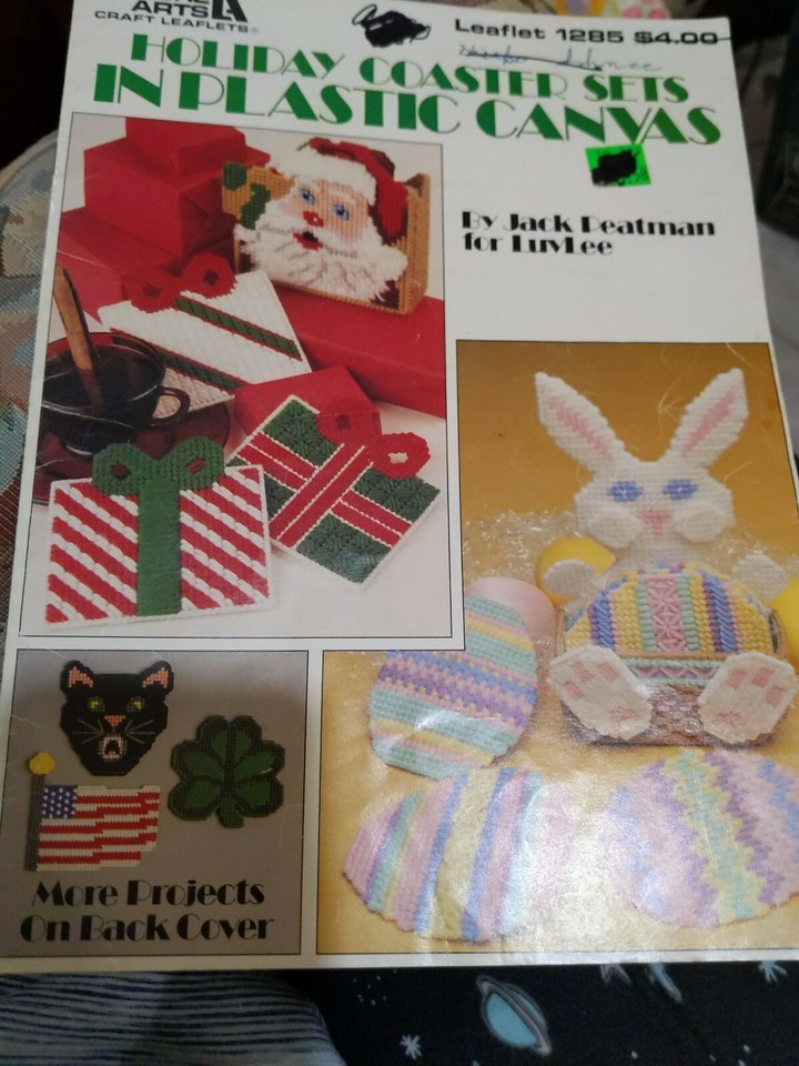 Holiday Coaster Sets in Plastic Canvas Patterns Book Leisure Art #285 ...