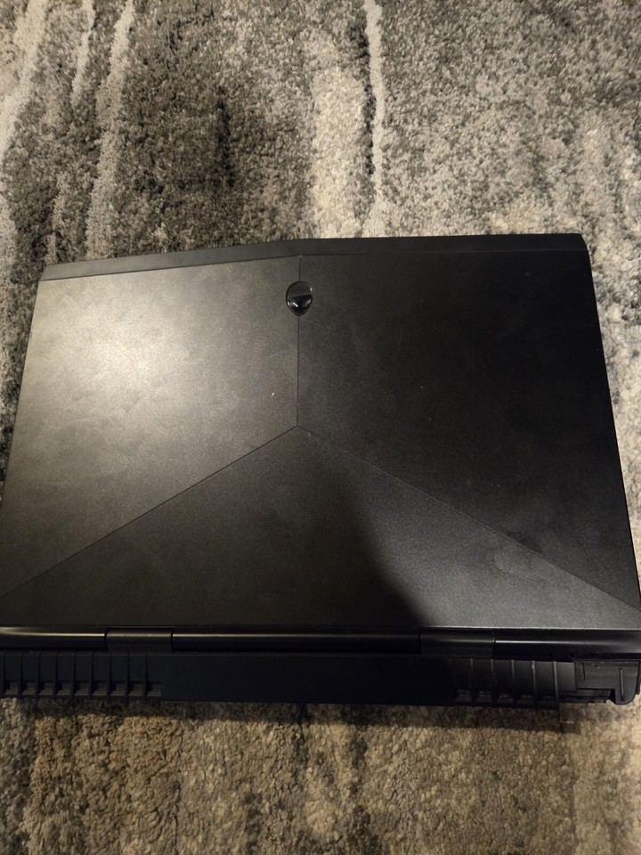 Alienware m17 R5 - 17.3" Gaming Laptop - Intel i7, 16GB RAM, GTX 1070 ...