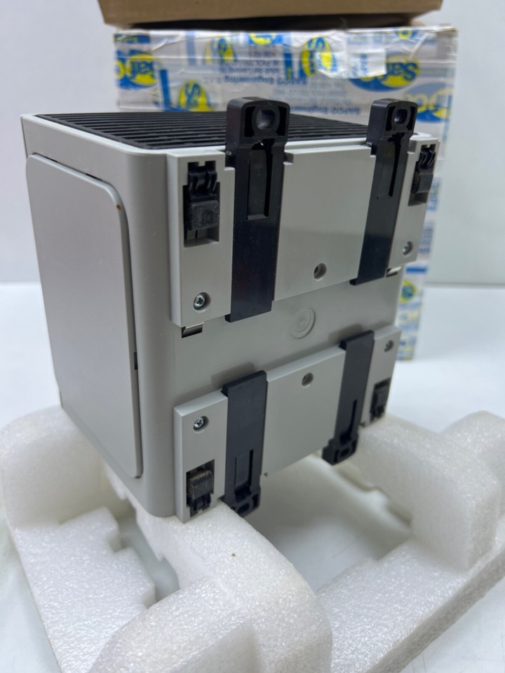 Allen Bradley STRATIX 8000 Ethernet Managed Switch 1783-MS06T / PN ...