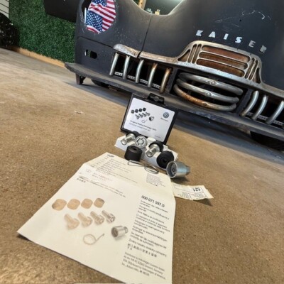 OEM Factory VW Wheel Lock Set With Key And Caps Volkswagen / Audi ...