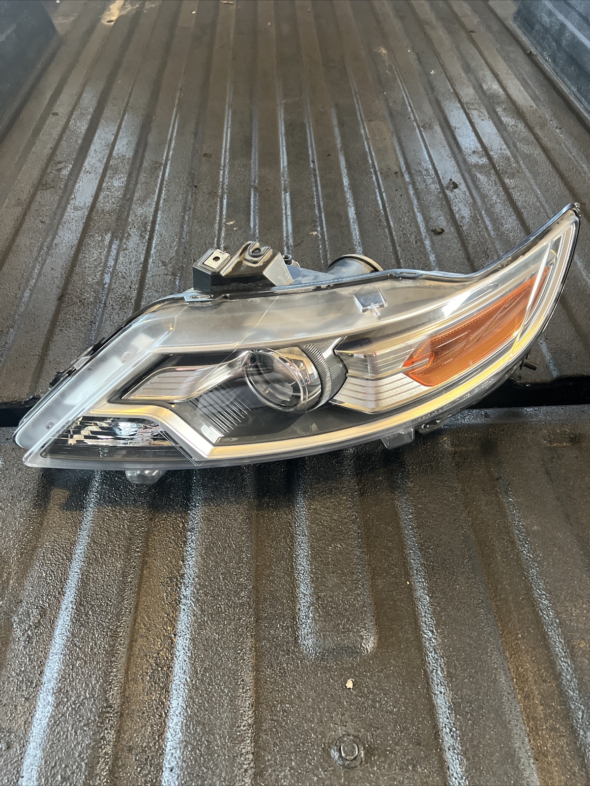 2013-2019 FORD TAURUS LH DRIVER LEFT SIDE HEADLIGHT HEADLAMP HALOGEN ...