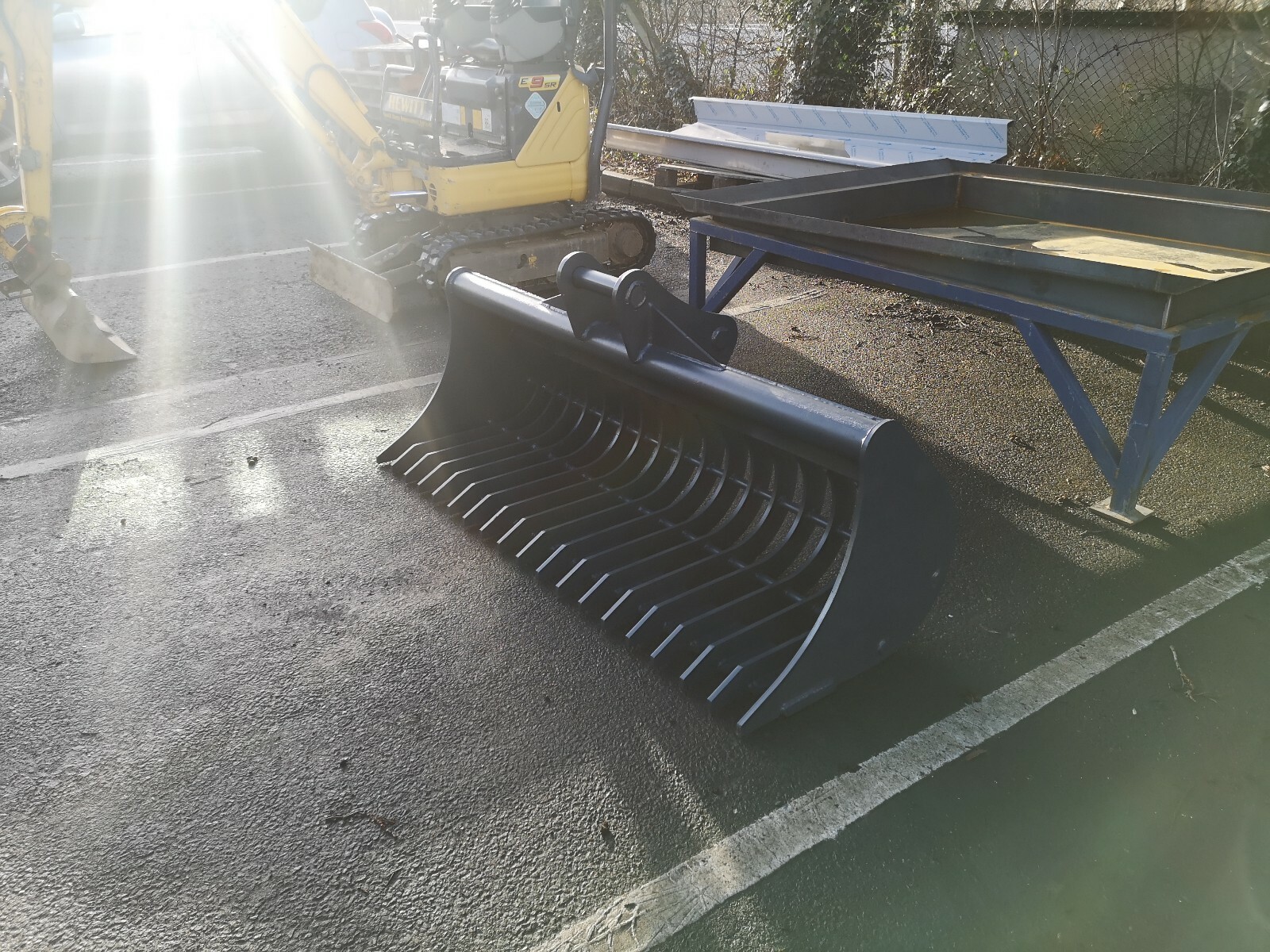 6-8 Ton Excavator Riddle Rake Bucket Lawn Rake | eBay UK