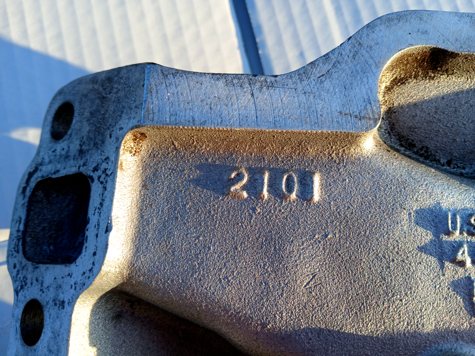 Edelbrock "PERFORMER" Aluminum Intake Manifold SB Chevy #2101 305~327 ...