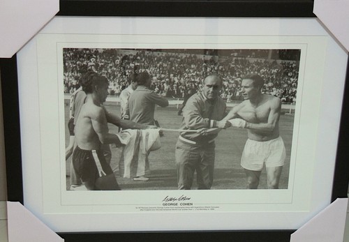 GEORGE COHEN ENGLAND WORLD CUP WINNER FRAMED SIGNED PHOTO CLEARANCE ...