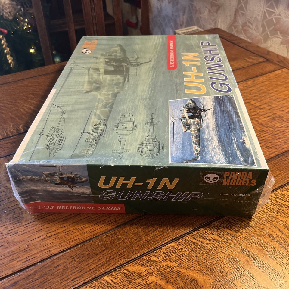 UH-1N Gunship 1/35 PANDA MODELS Heilborne Series Model Kit Sealed | eBay UK