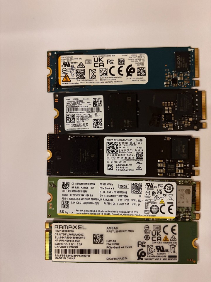 Lot 40 - 256GB NVMe SSD PCIe Gen4 x4 Solid State Drive - Mix Brands ...