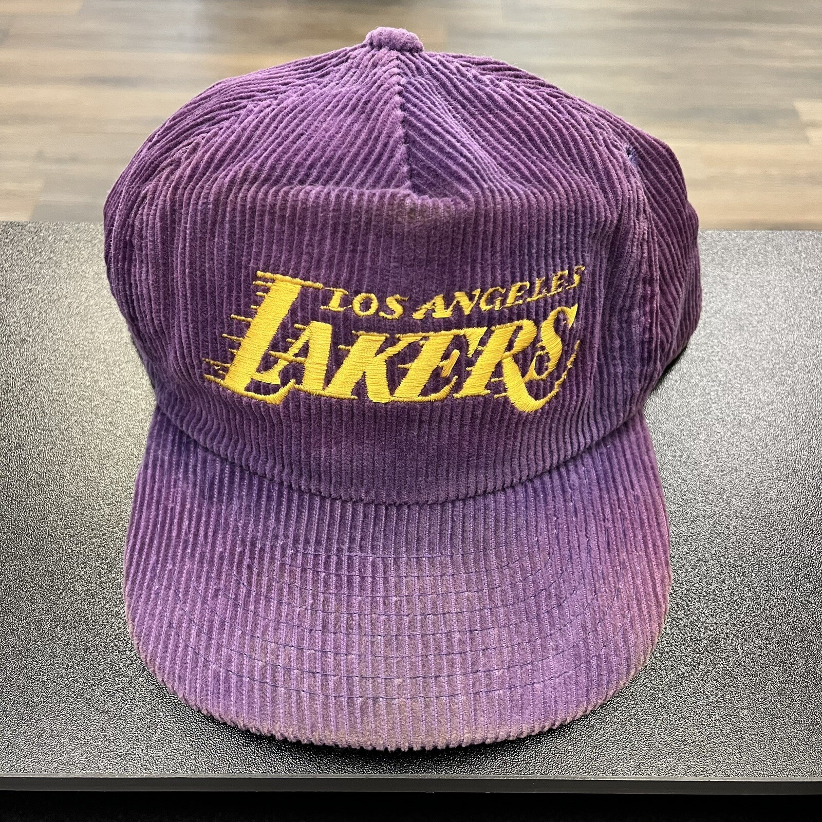 Vintage Los Angeles Lakers NBA Motion Logo Sports Spe… - Gem