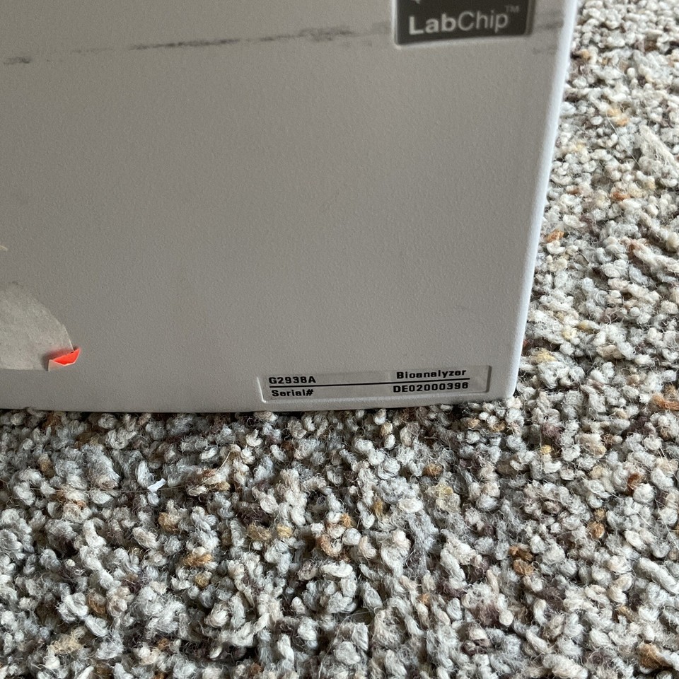 Agilent 2100 Bioanalyzer G2938A Microfluidics Chipreader RNA DNA ...