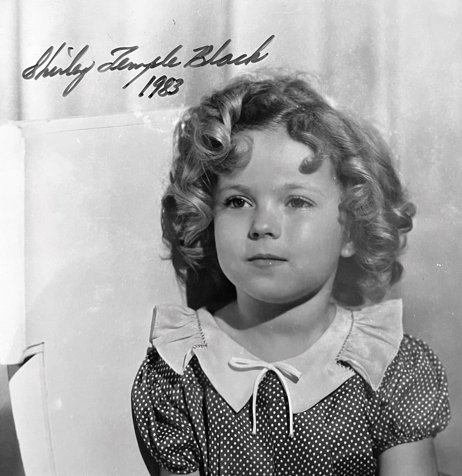 SHIRLEY TEMPLE BLACK Autographed Hand SIGNED 8x10 PHOTO JSA CERTIFIED ...