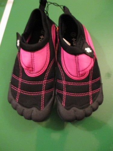 Girls Water Shoes Pink/Black Size Small 11/12 New | eBay