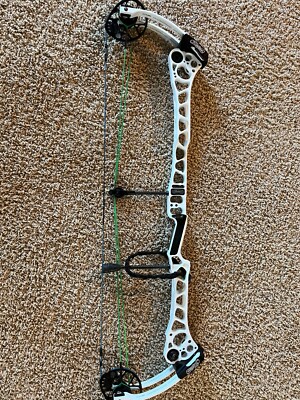 Mathew's TRX 38 G1 Left Handed All White Compound Target Bow | eBay