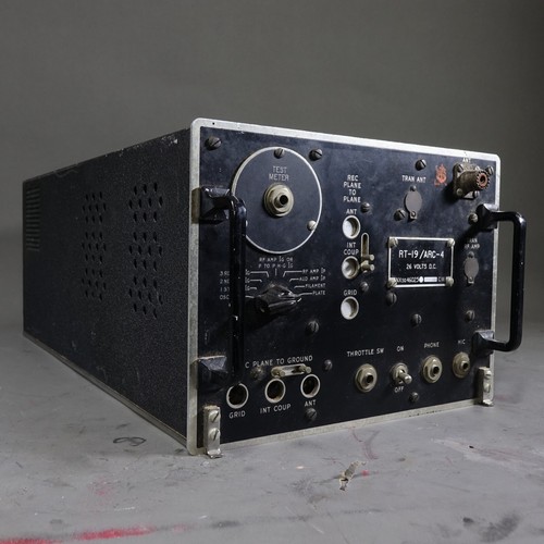 Vintage RT-19/ARC-4 Command Radio Receiver/Transmitter WWII NAVY ...