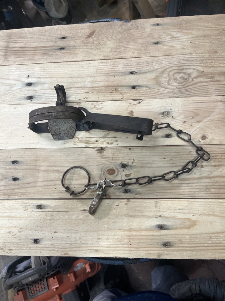 Newhouse Vintage Hunting Traps for sale - eBay