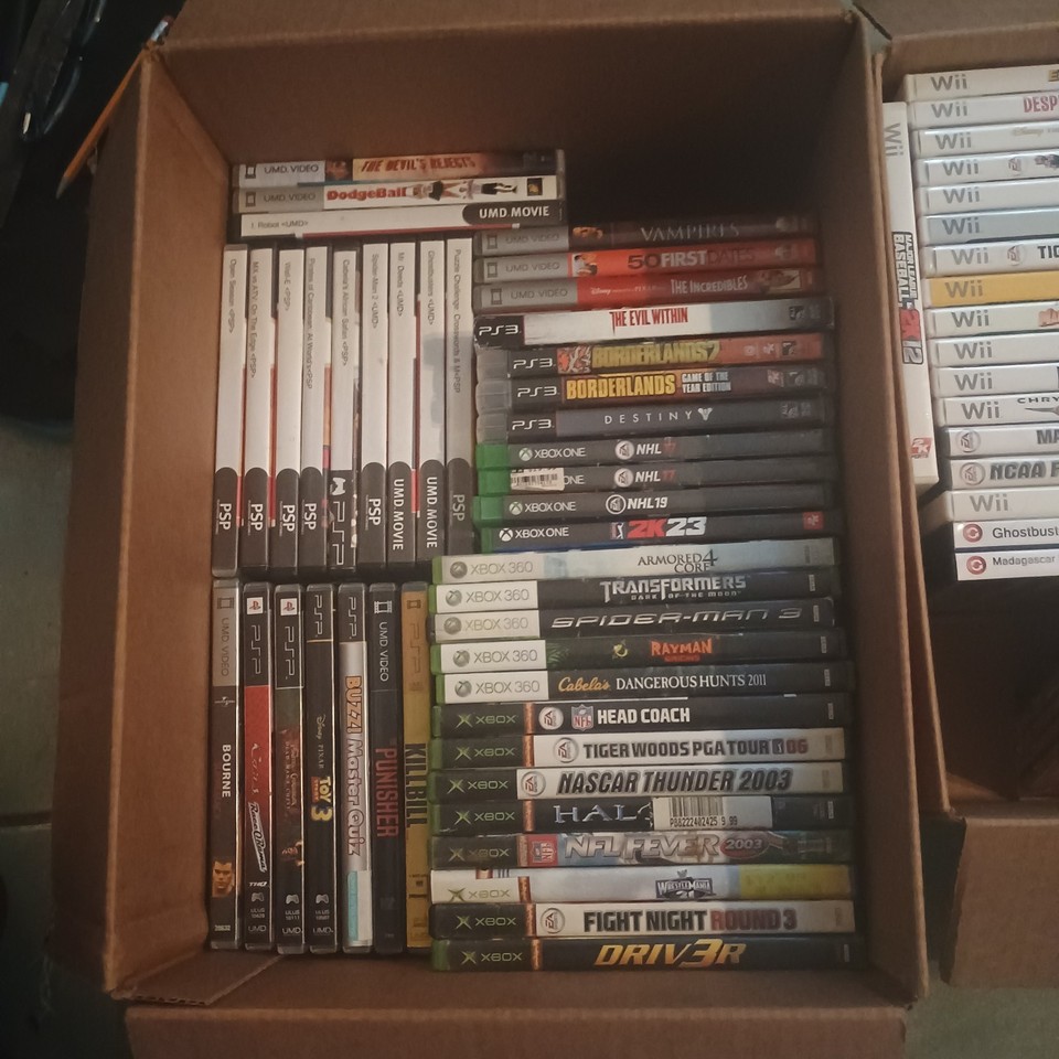 Lot of 90 Xbox/Xbox 360/PS1/PS2/PS3/PSP/WII Video Games *UNTESTED, AS ...