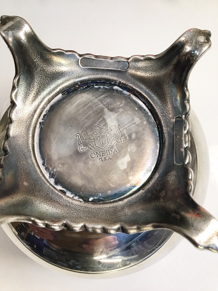 Vintage double lion maker mark Oneida Cream and Sugar Set, 1960s Silver ...