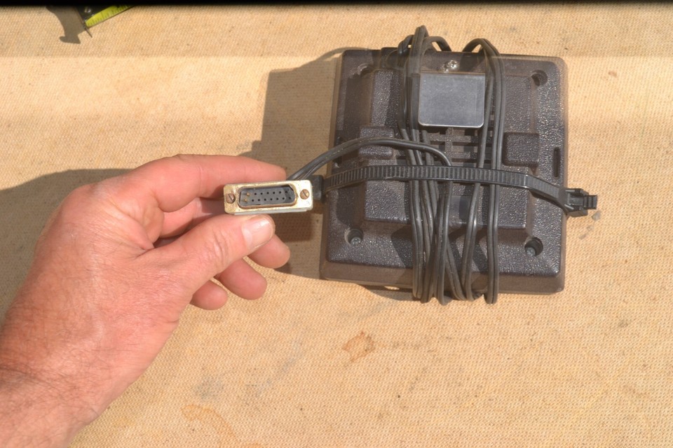 MOTOROLA MODEL HSN4031B EXTERNAL 2-WAY TWO WAY RADIO SPEAKER | eBay