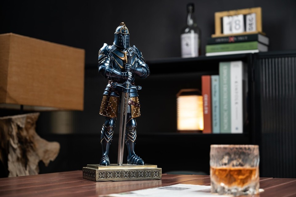 Medieval Knight Statue King's Guard Medieval Decor Polyresin Knight ...