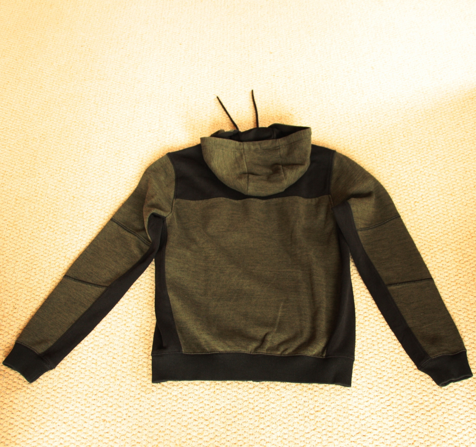 Sweatjacke mit Kapuze Urbn Dist Herren Gr.S Jacke Reißverschluß Grün ...