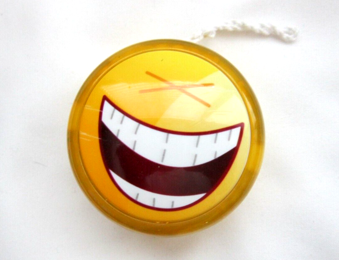 Smiling Emoticon With Teeth