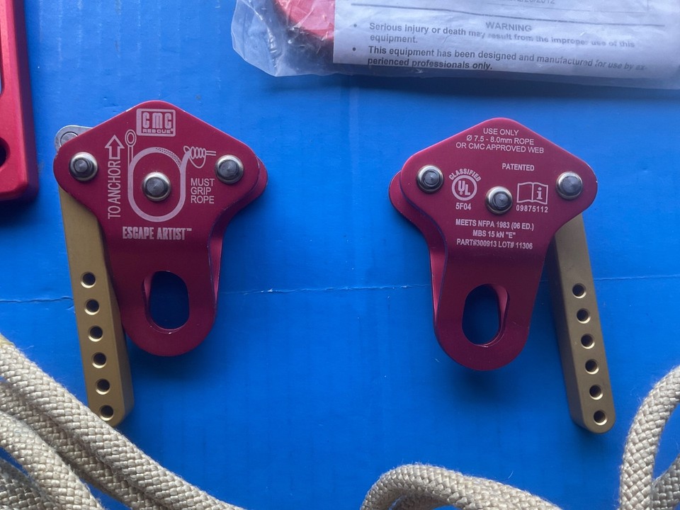 CMC RESCUE EQUIPMENT - (2) Flash hooks - (2) Multi-purpose Devises -8mm ...