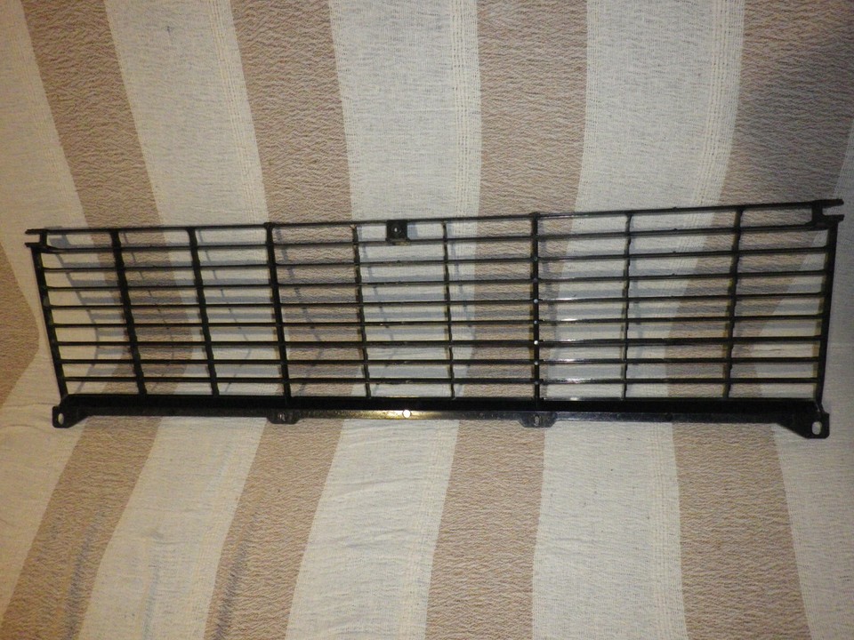 Yugo 45, 55, 65 cabriolet front grille, Frontmaske- Kühlergrill | eBay