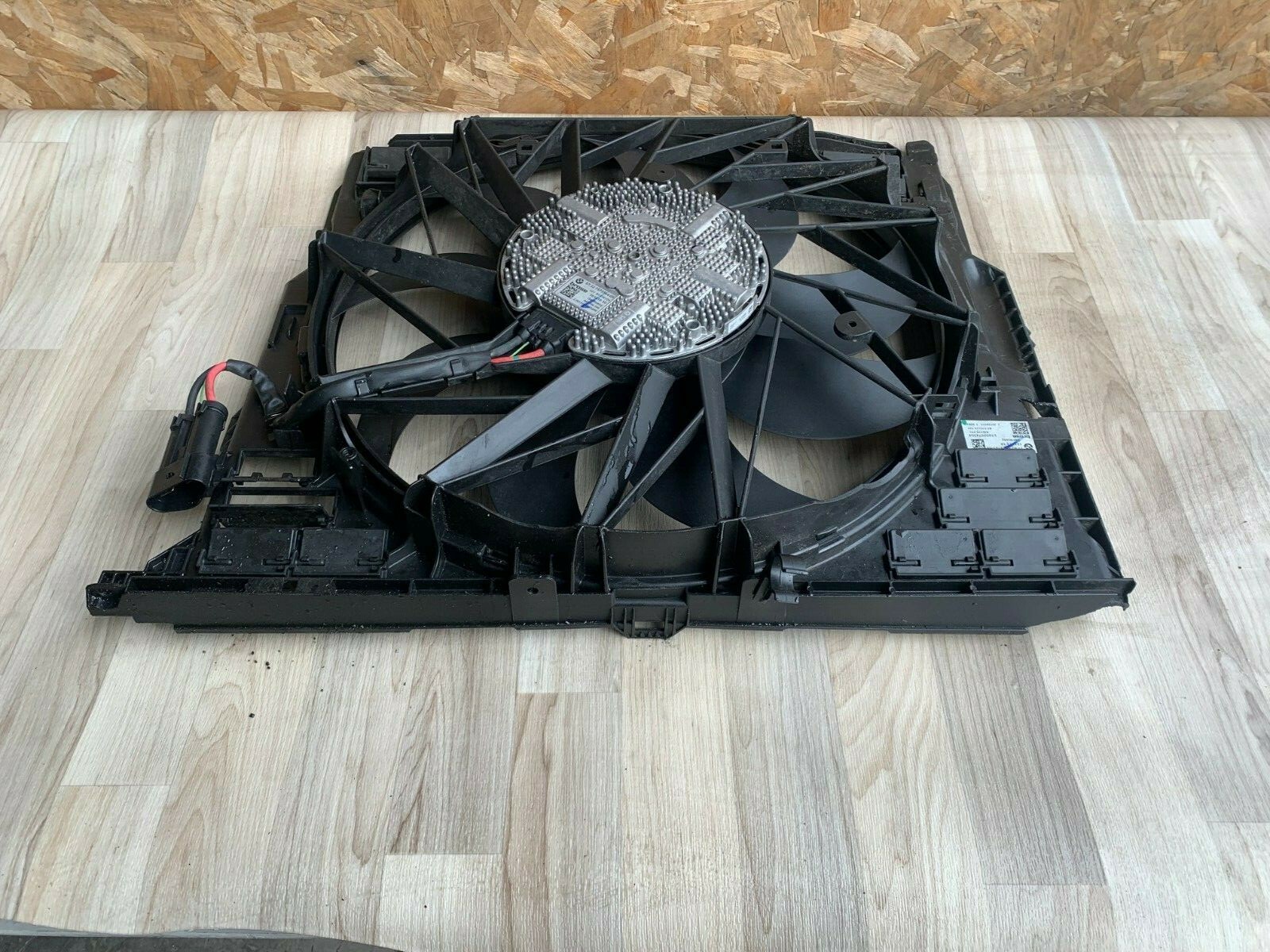 BMW 750I 550I 650I OEM 12-15 4.4L N63 ENGINE RADIATOR COOLING FAN MOTOR ...