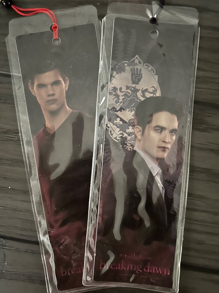 Twilight Saga - Breaking Dawn Part 1 - Edward and Jacob Bookmarks | eBay