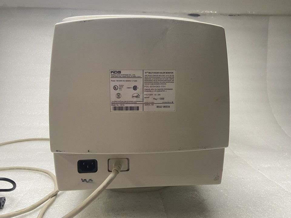 Vintage KDS Korea Data Systems VS-7e 17" CRT Retro Gaming Monitor VGA ...