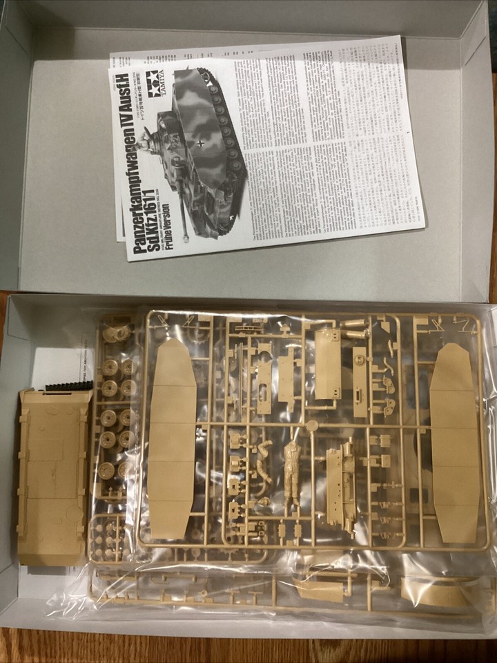 1/35 Kit Tamiya No. 35209 PANZERKAMPFWAGEN IV Ausf. Sd. Kfz. 161/1 ...