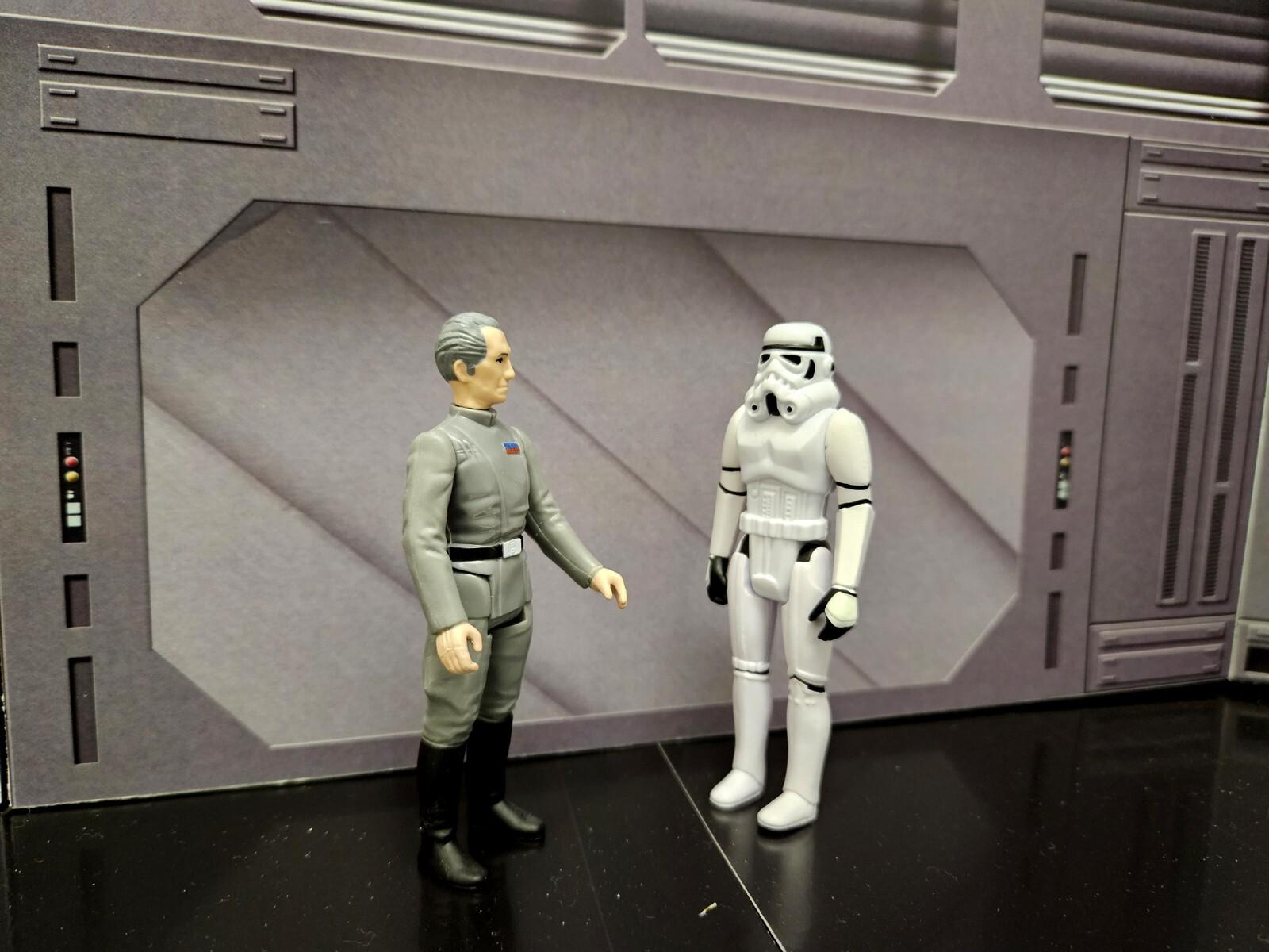 Giant Death Star Hangar Backdrop Playset 3.75 Star Wars Hasbro Kenner ...