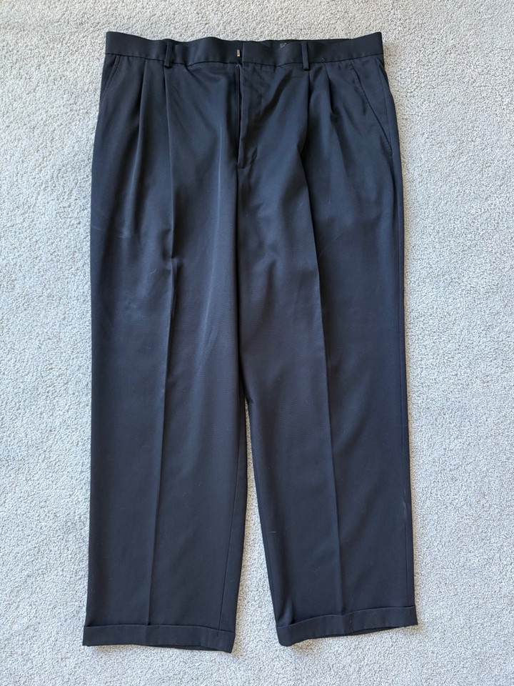 Greg Norman Men's 40x30 Pleated Flat Front Stretch COMFORTABLE Golf ...