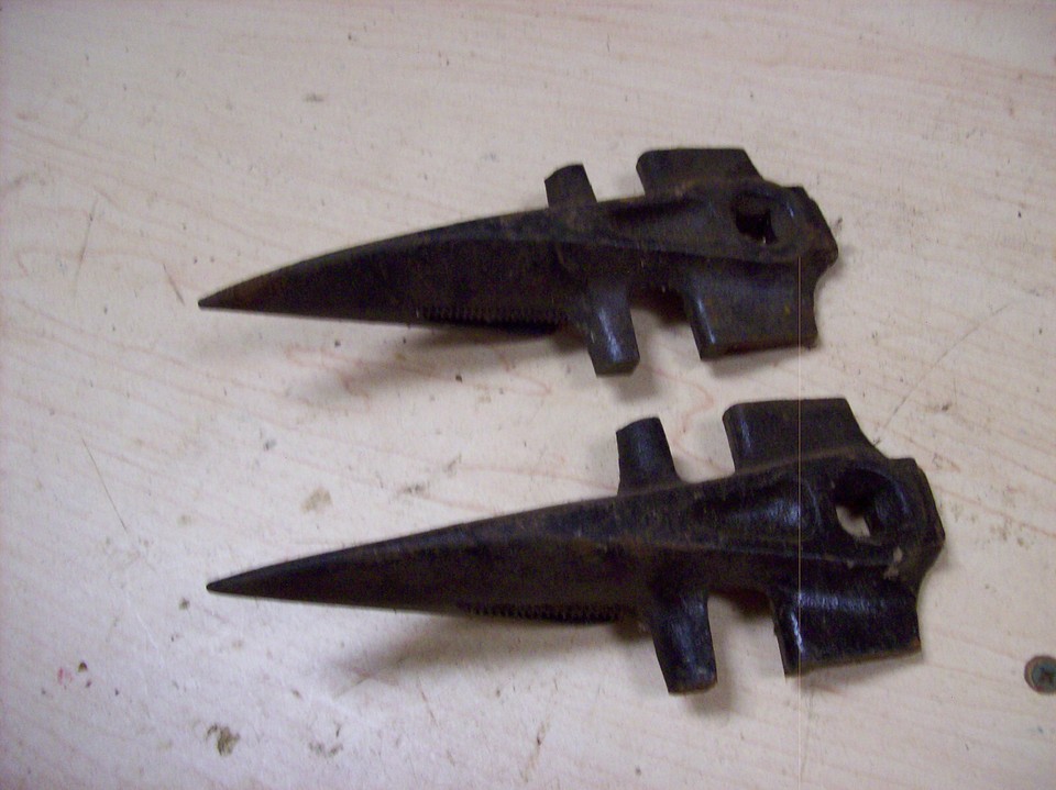 Farmall cub sickle bar mower rock gaurd cast teeth 484000R1 | eBay