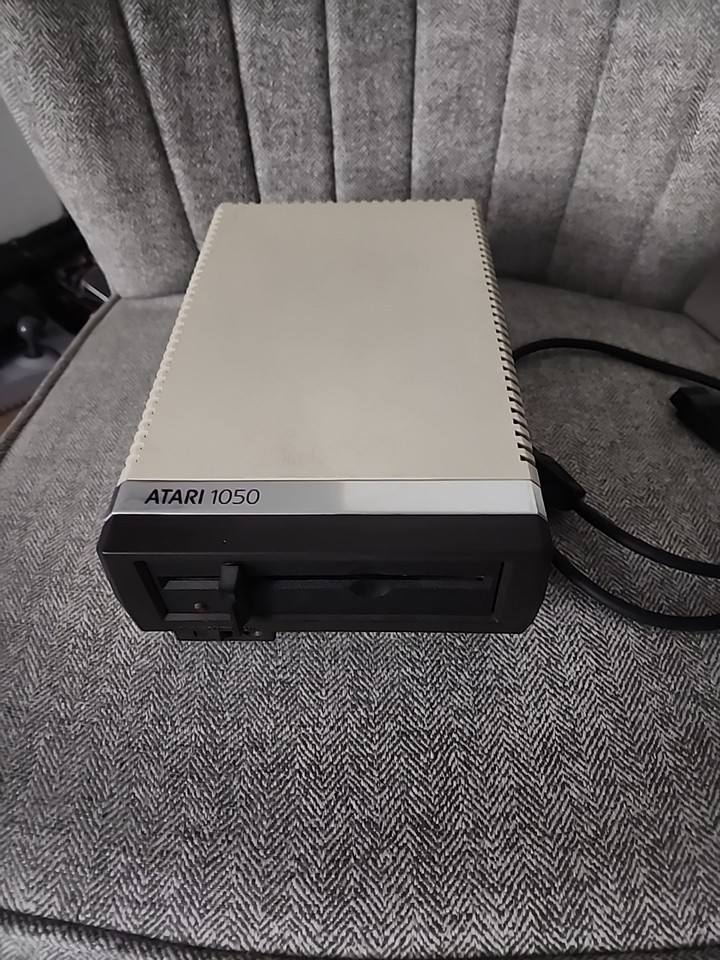Atari 1050 Floppy Disk Drive 5.25" With Cable | eBay