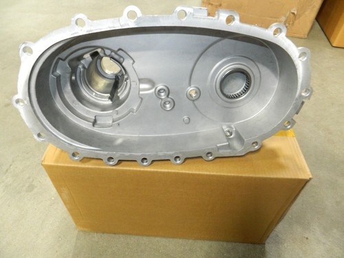 149 246GM 261HD 263HD GM Transfer Case Rear 1/2 Tailhousing Chevy 1999 ...