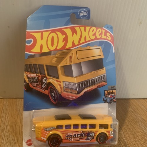 2023 Hot Wheels #53 HW Metro 1/10 HOT WHEELS HIGH Bus Yellow w/Black ...