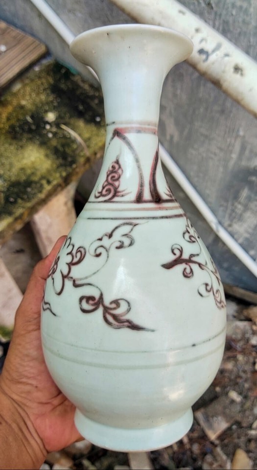 Chinese Annamese Thai porcelain | Estimated Yuan | Red White Vase #2 | eBay