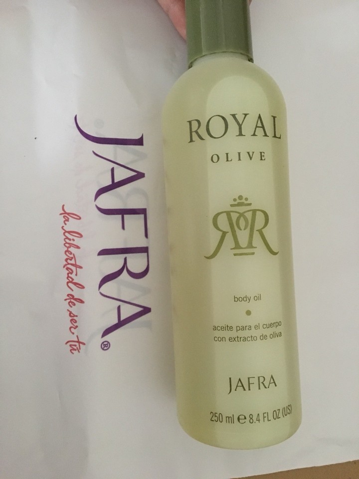 Jafra Royal Olive Body Oil & Body Lotion Set Aceite y Crema Oliva 8.4oz ...