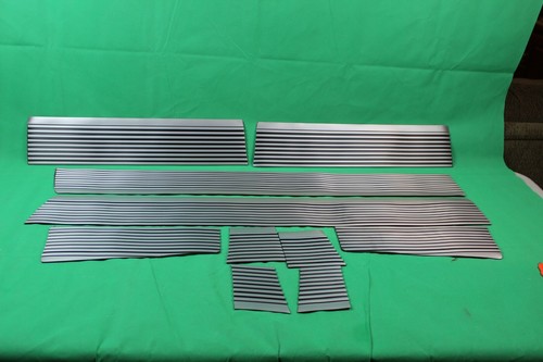 GENUINE GM ACCESSORY Lower Body Side Molding 91-92 ST105 S-10 Blazer ...