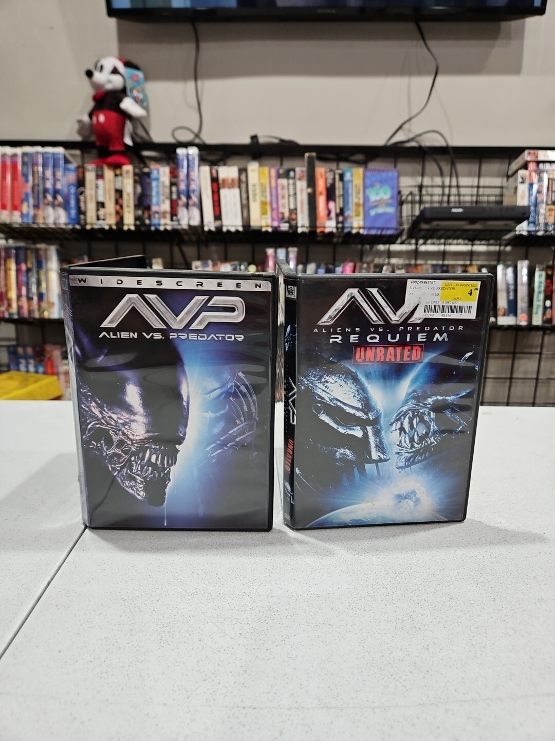 AVP Aliens VS. Predator DVD Movies Lot Of 2 Original 🇺🇸 BUY 5 GET 5 ...