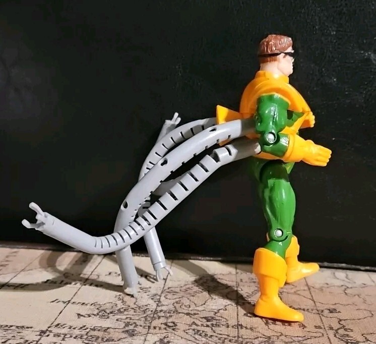 Marvel Doctor Octopus (Doc Ock) Toy Figure 1994 Toybiz Animated ...
