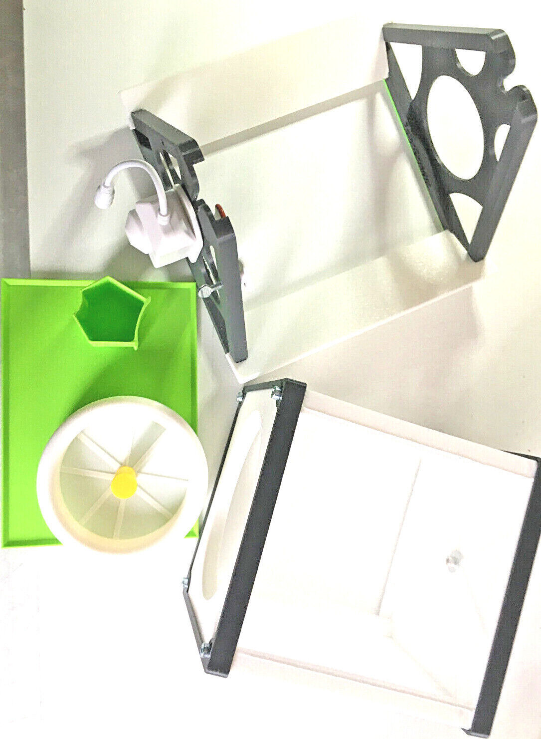 Pollen Extractor - Dry Sifting Machine - Pollinator - PollenExtractor ...