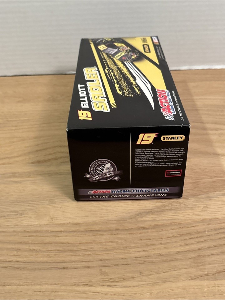 ELLIOTT SADLER #19 2009 STANLEY Tools / Black And Yellow 1/24 ACTION | eBay