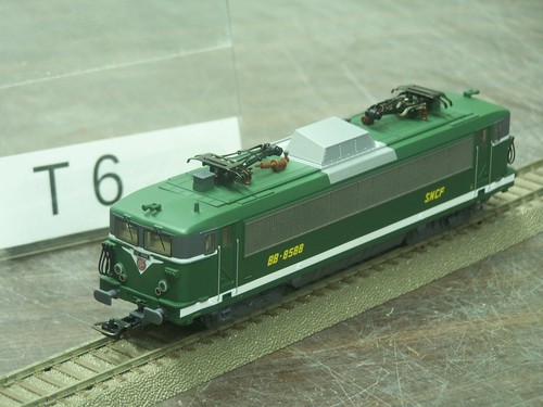 PIKO Expert 96524 - BB 8588 8500 SNCF HO H0 LOCOMOTIVE En boite - T6 | eBay