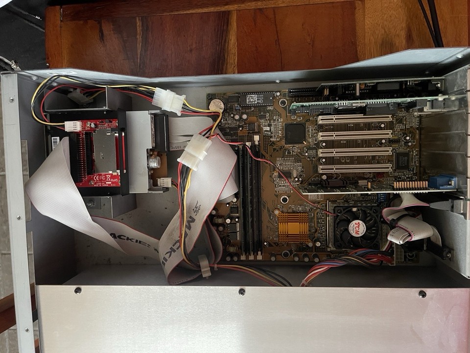 Mackie D8B Digital Audio Mixer 56 Input/72 Channel with 8 Bus PSU With ...