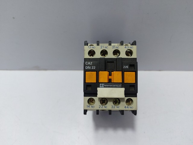Telemecanique CA2DN22 110 V Coil Control Relay for sale online | eBay
