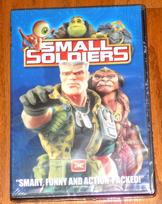 Small Soldiers Kirsten Dunst Gregory Smith Dale Dye Phil Hartman ...