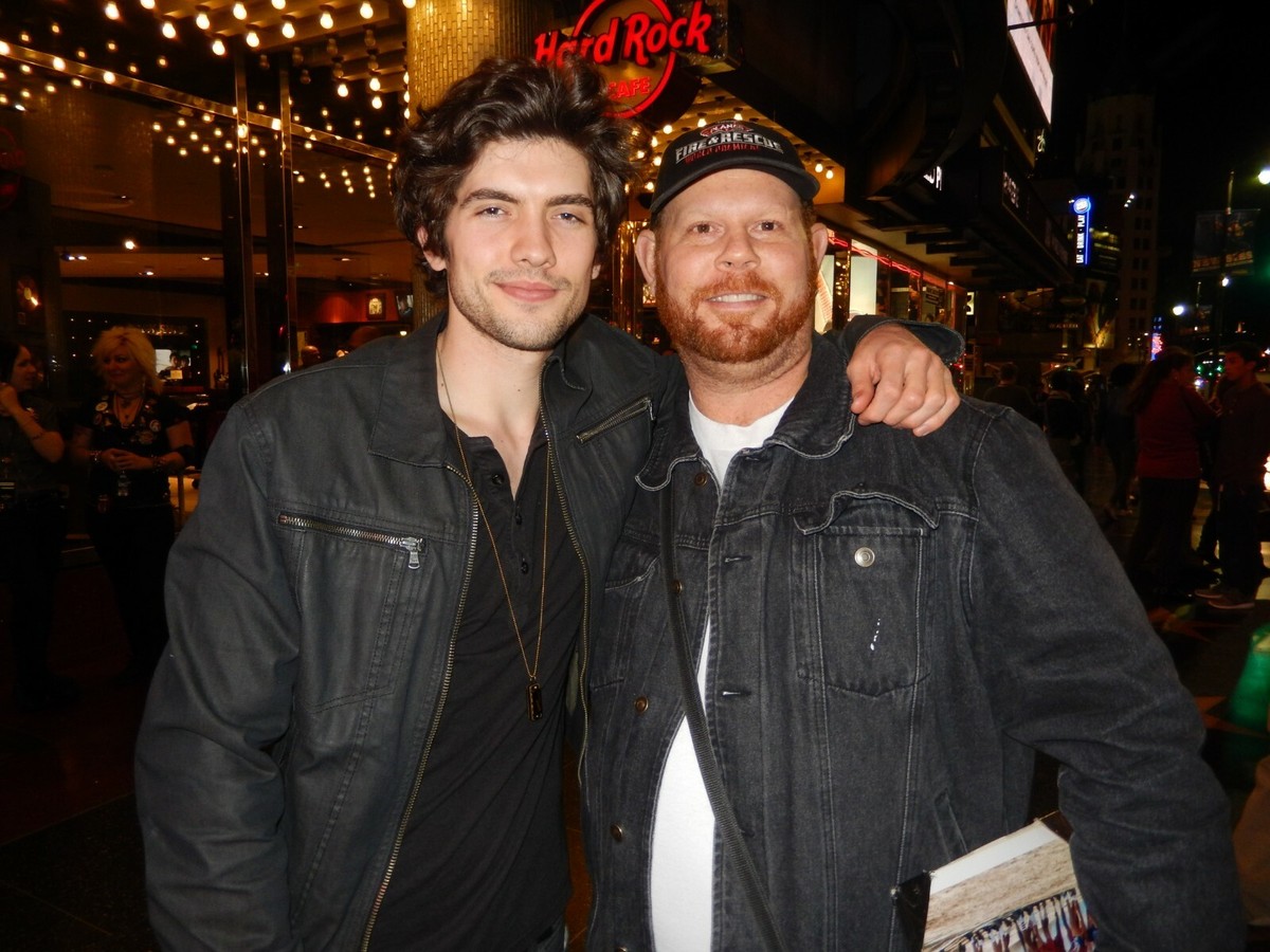 Carter Jenkins Aliens In The Attic